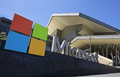 Woman put behind bars for using pirated Windows operating system copy Woman put behind bars for using pirated Windows operating system copy